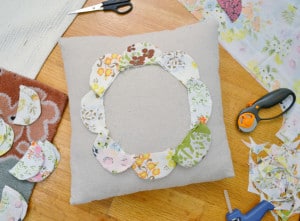 flower pillow with vintage fabrics {a tutorial} - burlap and blue