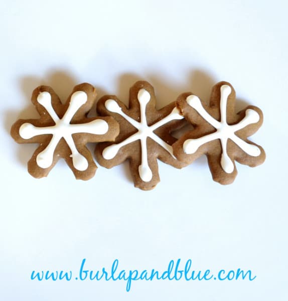 gingerbread snowflakes by burlap+blue