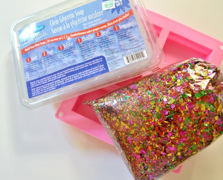 DIY confetti soap {a tutorial}