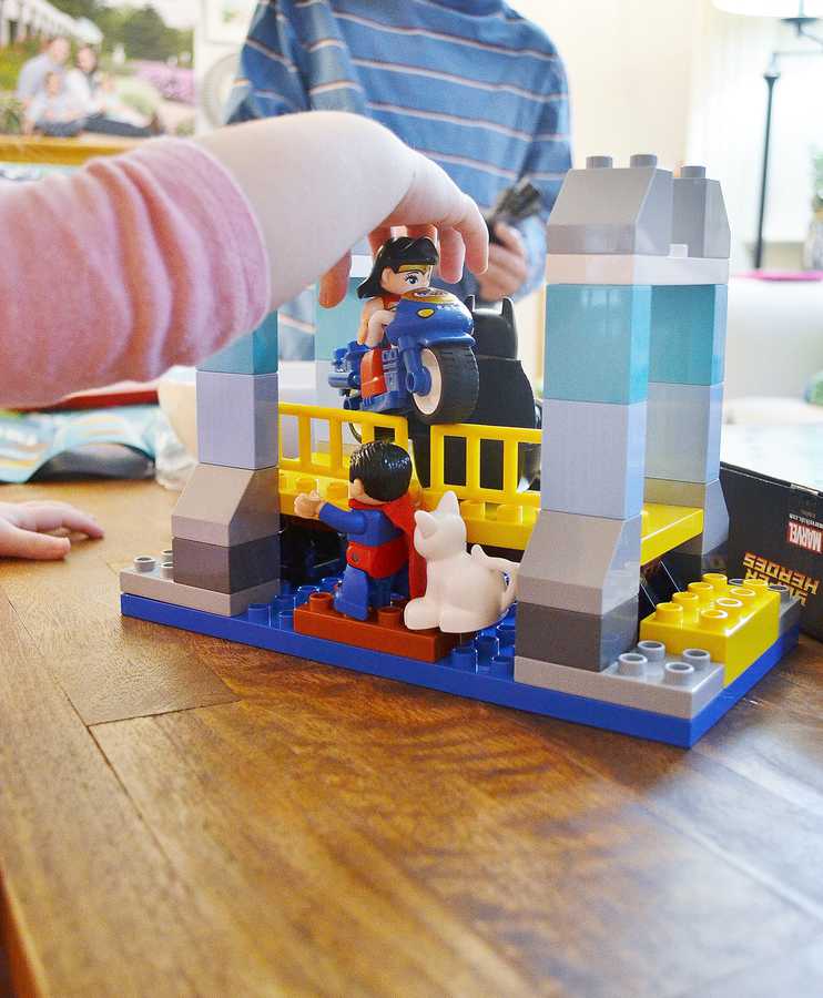 Encouraging Imaginative Play