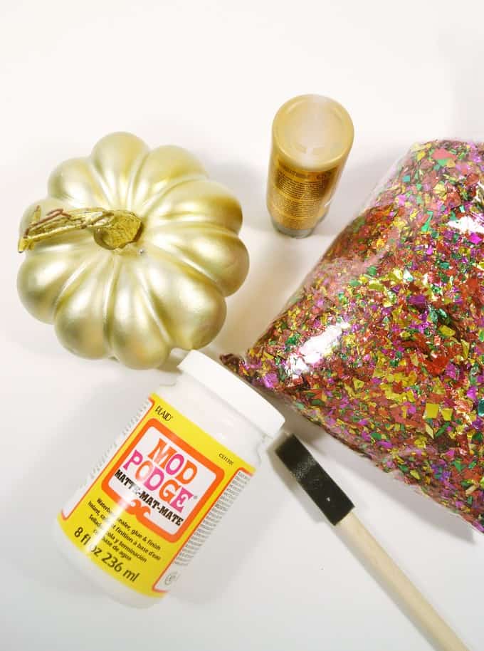 DIY confetti pumpkin {a tutorial}