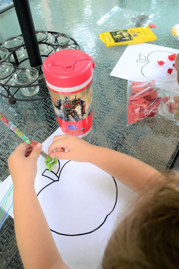 Kids Craft for Fall {Make a Tissue Paper Apple}