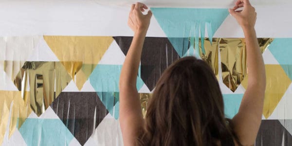 Party Backdrops {How to Make Two DIY Photo Backdrops}