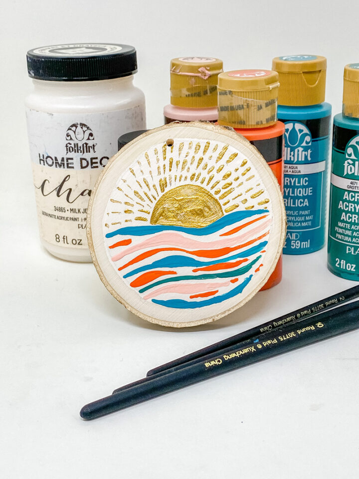 Easy Kids Crafts {Simple Arts and Crafts Activities for Kids of all Ages}