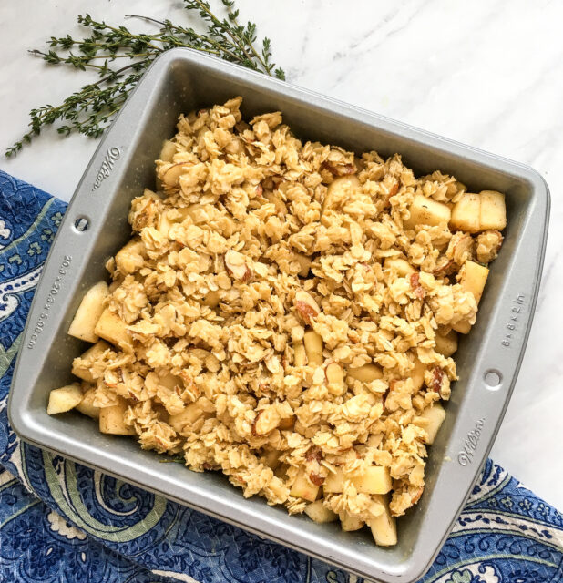 Easy Cinnamon Apple Crisp - Perfect Winter Dessert Recipe!