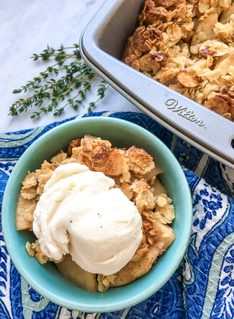 Easy Cinnamon Apple Crisp - Perfect Winter Dessert Recipe!